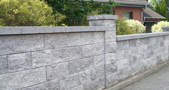 Murované ploty a oporné múry - Banskobystrický kraj :: vykopeme.eu